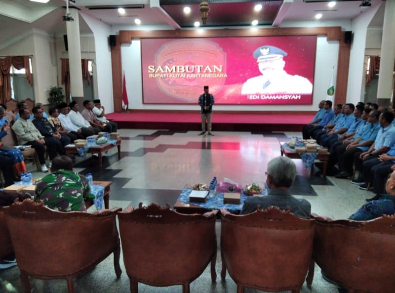 Pelayanan Perumda Tirta Mahakam Kukar Dulang Apresiasi Bupati – Kabar ... Pelayanan Perumda Tirta Mahakam Kukar Dulang Apresiasi Bupati – Kabar ...